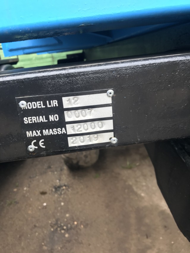 Piekabe | Izsoles tiešsaistē